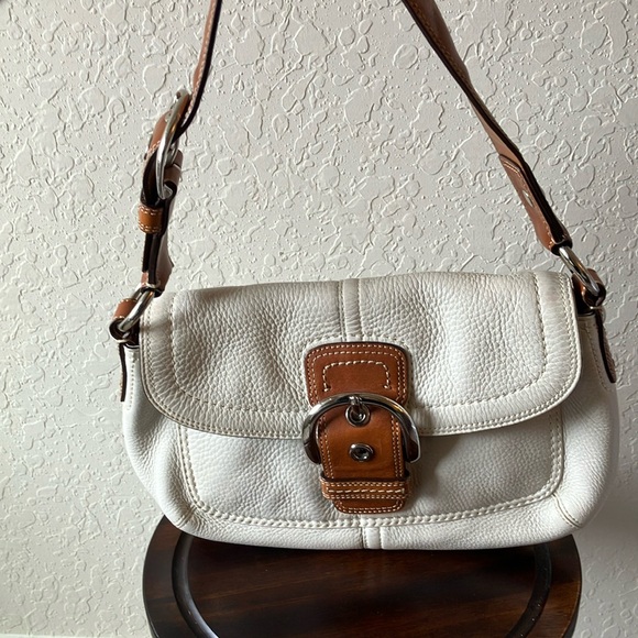 Coach | Bags | Coach Vintage White Leather Soho F318 Slim Hobo Shoulder ...